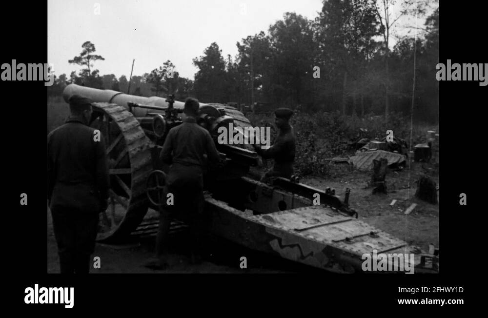 Loading a cannon Stock Videos & Footage - HD and 4K Video Clips - Alamy