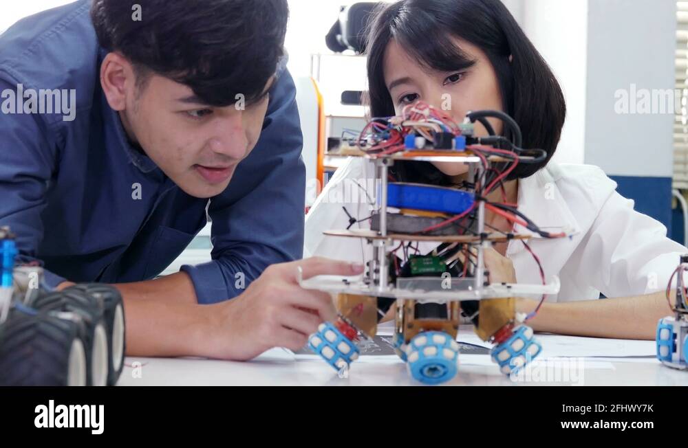 Engineer education Stock Videos & Footage - HD and 4K Video Clips - Alamy