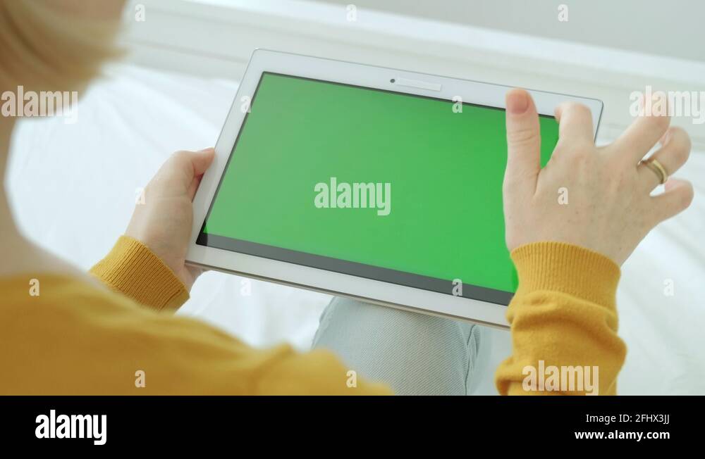 Using scrolling Stock Videos & Footage - HD and 4K Video Clips - Alamy