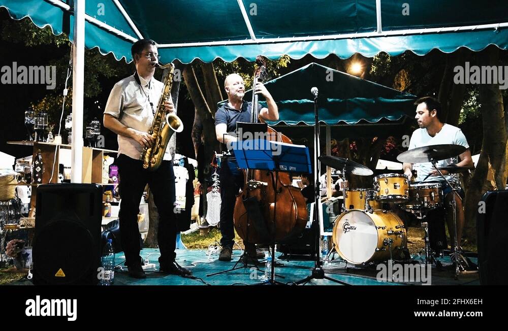 Band music in nature Stock Videos & Footage - HD and 4K Video Clips - Alamy