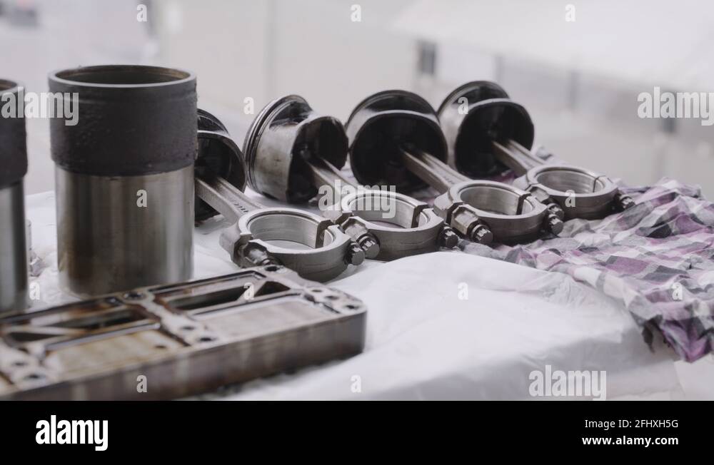 Engine pistons Stock Videos & Footage - HD and 4K Video Clips - Alamy
