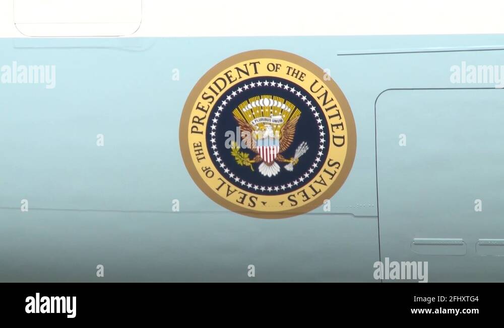 Barack obama camera Stock Videos & Footage - HD and 4K Video Clips - Alamy