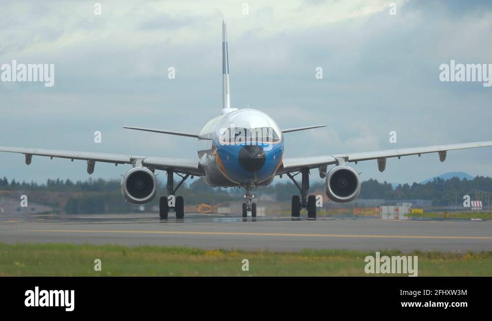 Lufthansa airplane airbus a321 retro livery taxiing towards camera ...