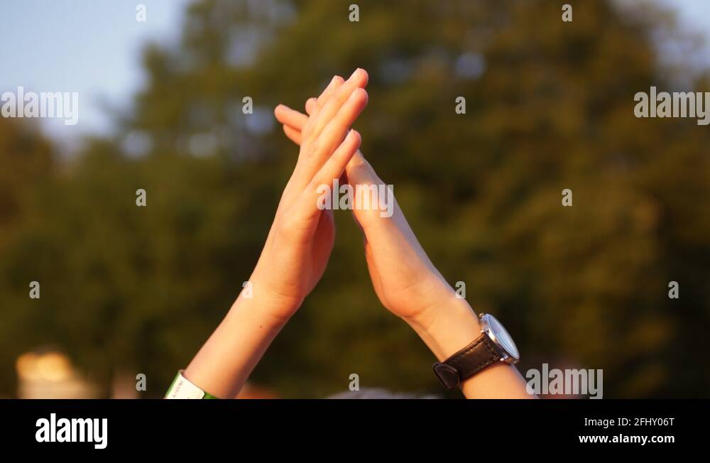 Traditional clap hands Stock Videos & Footage - HD and 4K Video Clips ...