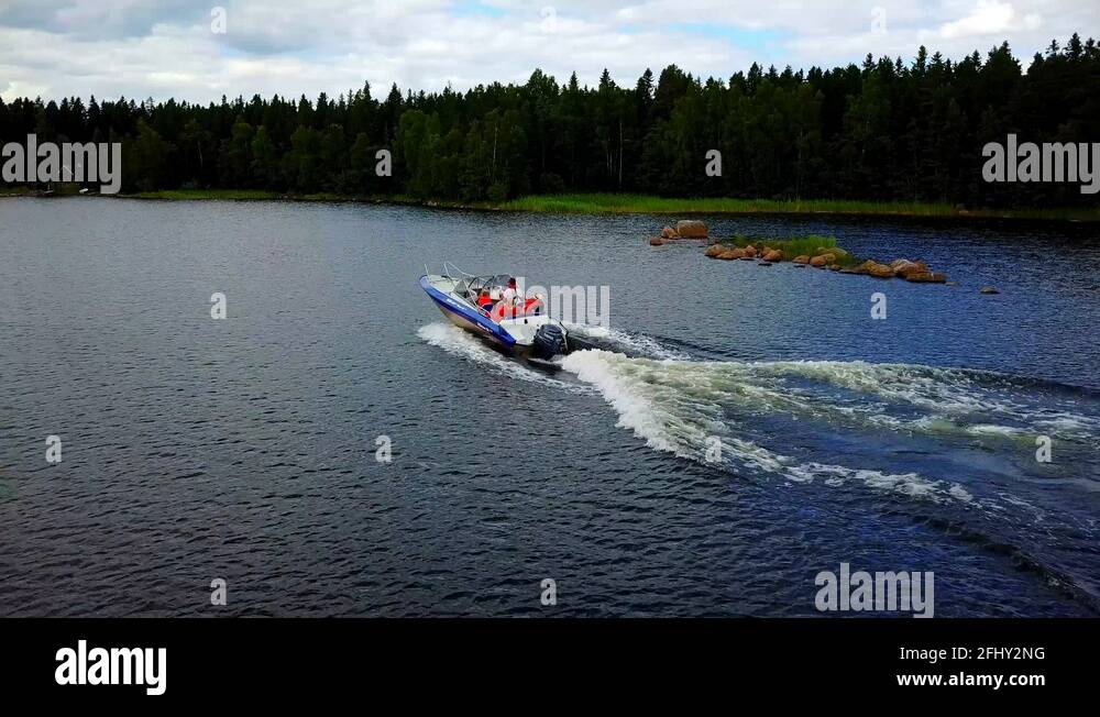 Boating family happy Stock Videos & Footage - HD and 4K Video Clips - Alamy