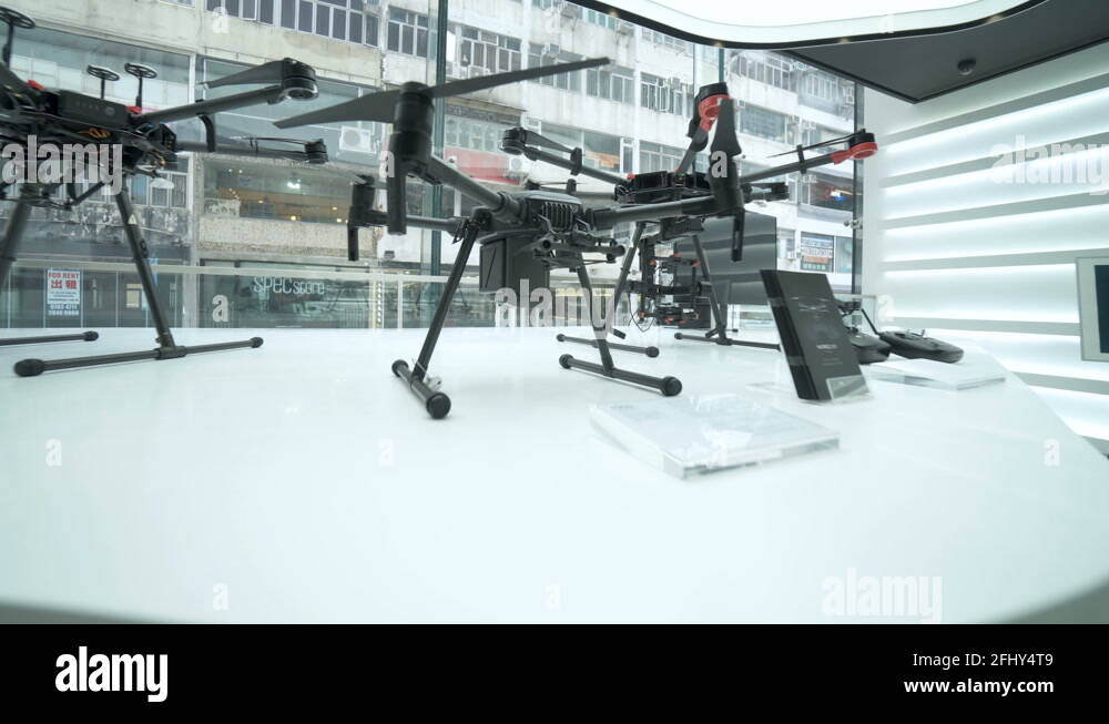 Flagship pro store Stock Videos & Footage - HD and 4K Video Clips - Alamy