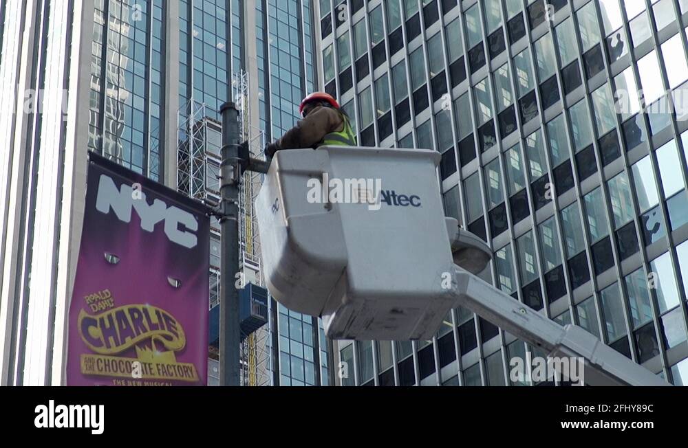 Charlie and the chocolate factory sign Stock Videos & Footage - HD and ...