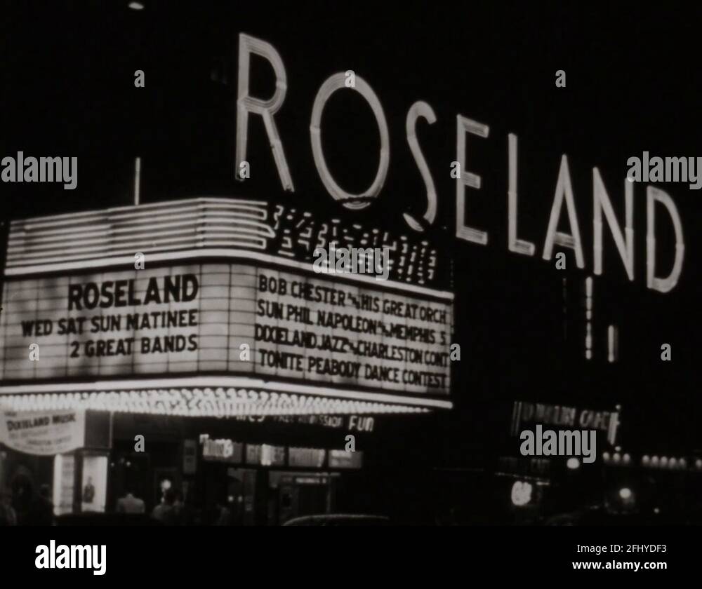 Billboard advertisements Stock Videos & Footage - HD and 4K Video Clips ...