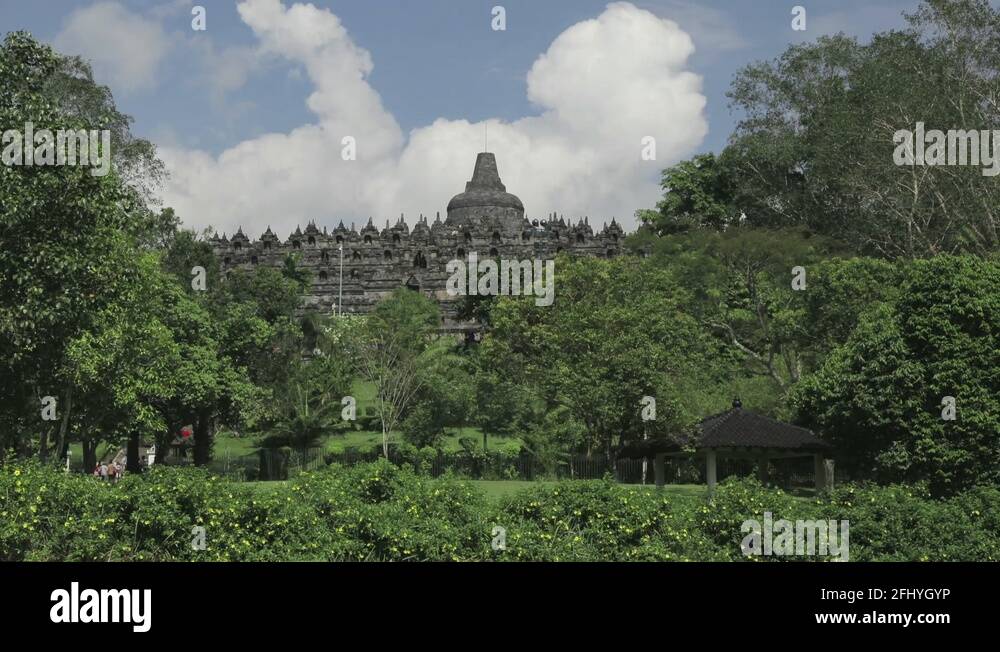 Candi borobudur Stock Videos & Footage - HD and 4K Video Clips - Alamy