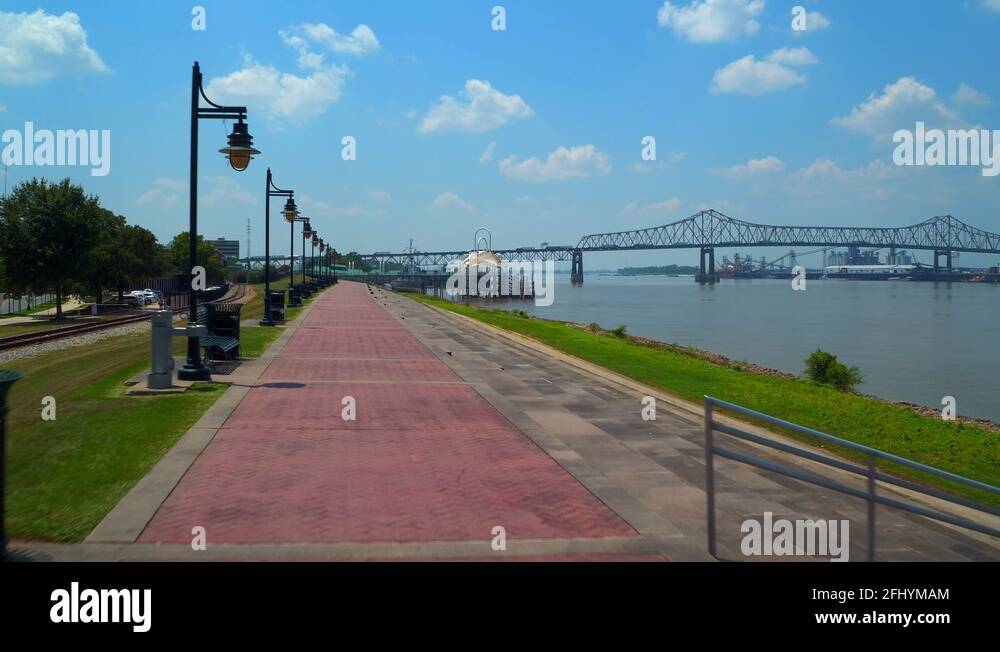Riverfront plaza Stock Videos & Footage - HD and 4K Video Clips - Alamy