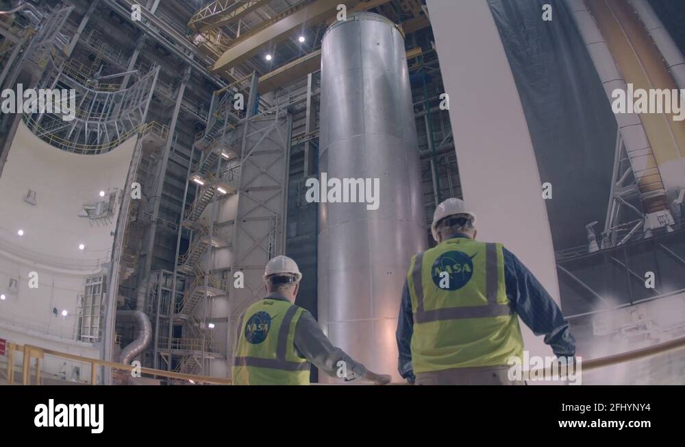 Liquid hydrogen tank Stock Videos & Footage - HD and 4K Video Clips - Alamy