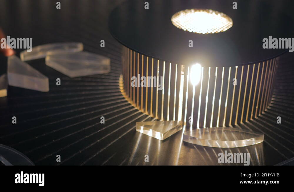 Effect of refraction Stock Videos & Footage - HD and 4K Video Clips - Alamy