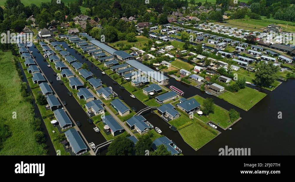 Giethoorn village Stock Videos & Footage - HD and 4K Video Clips - Alamy
