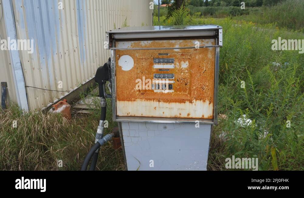 Rusty gasoline pump Stock Videos & Footage - HD and 4K Video Clips - Alamy