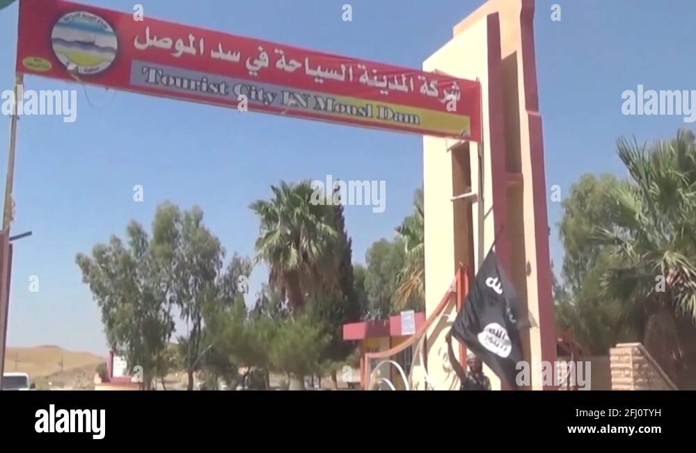 Isis flag Stock Videos & Footage - HD and 4K Video Clips - Alamy