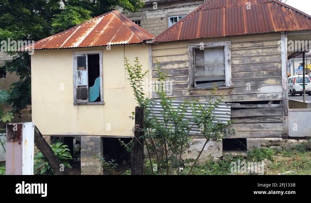 Rundown house Stock Videos & Footage - HD and 4K Video Clips - Alamy