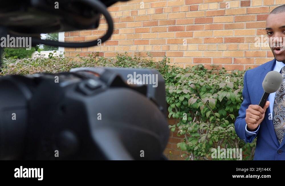 News reporter with microphone Stock Videos & Footage - HD and 4K Video ...