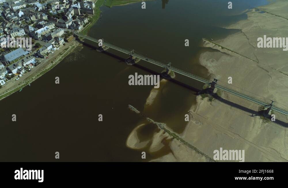 La fleuve Stock Videos & Footage - HD and 4K Video Clips - Alamy