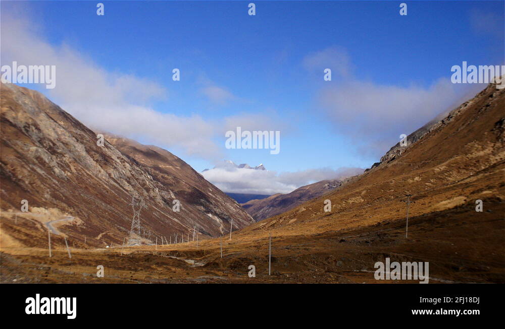 Wolong nature reserve Stock Videos & Footage - HD and 4K Video Clips ...