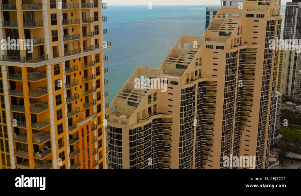 Pinnacle point beach Stock Videos & Footage - HD and 4K Video Clips - Alamy