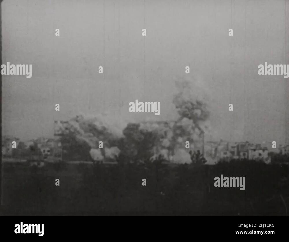 Scenes of war Stock Videos & Footage - HD and 4K Video Clips - Alamy