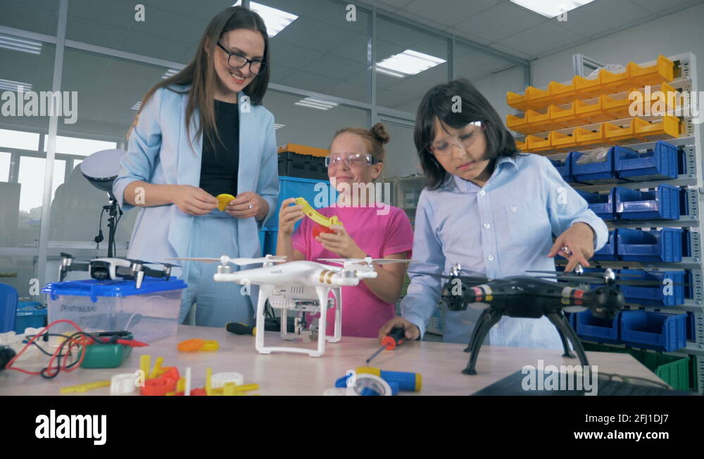 Innovation lab and workers Stock Videos & Footage - HD and 4K Video ...