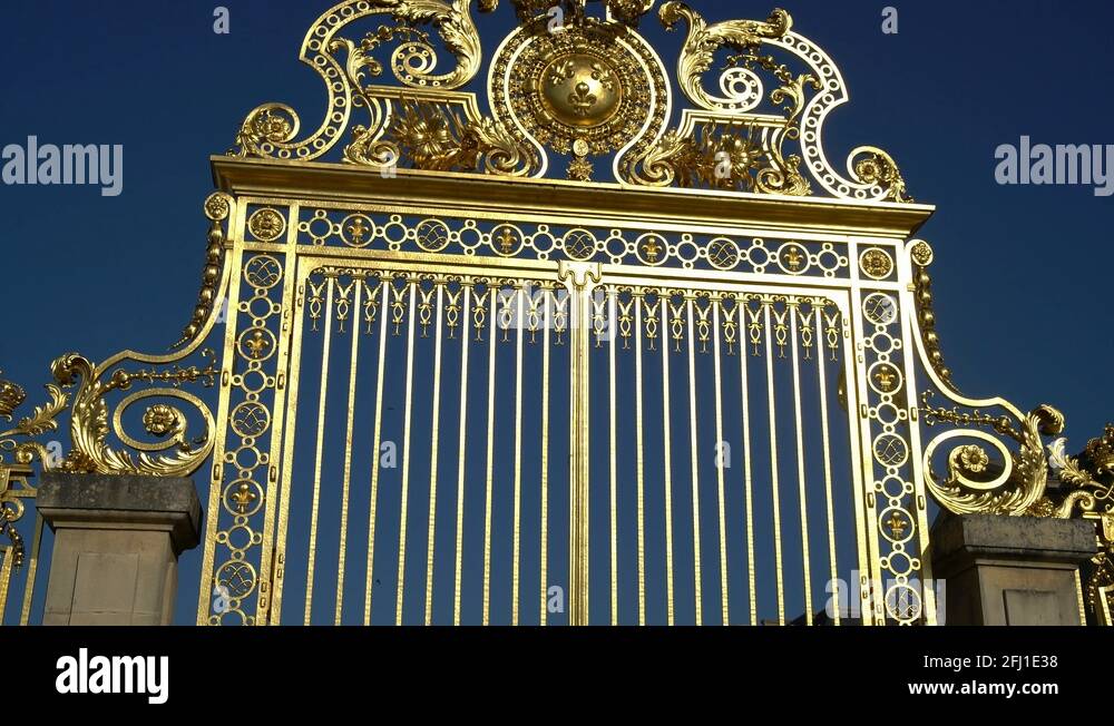 Palace of versailles gate Stock Videos & Footage - HD and 4K Video ...