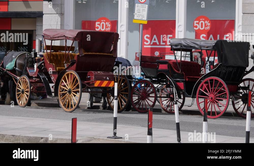 Horse drawn carriages ireland Stock Videos & Footage - HD and 4K Video ...