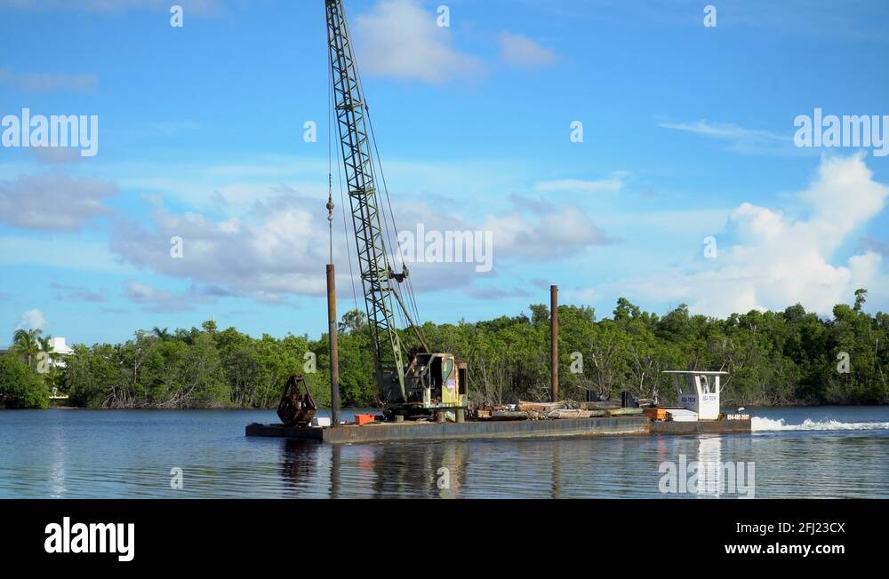 Offshore oil barge crane Stock Videos & Footage - HD and 4K Video Clips ...