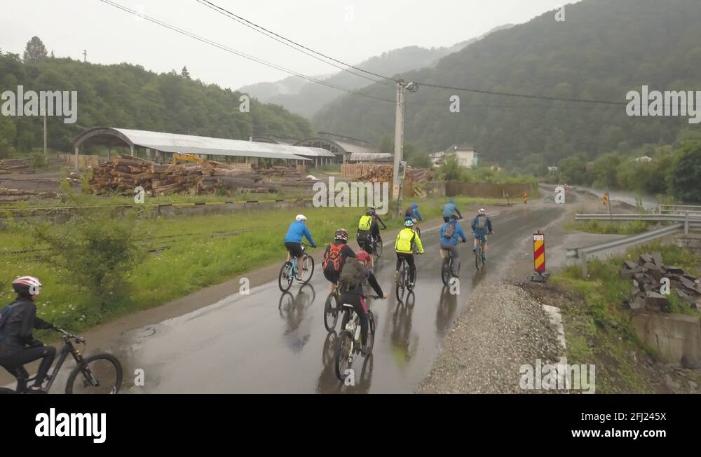 Rural bike race Stock Videos & Footage - HD and 4K Video Clips - Alamy