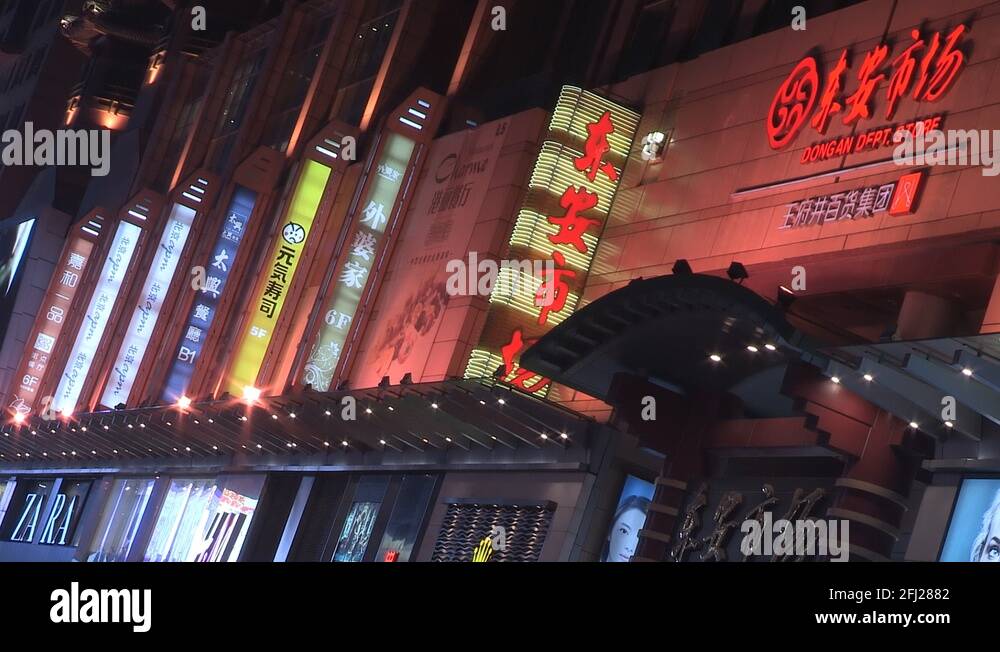 Commercial road signs Stock Videos & Footage - HD and 4K Video Clips ...