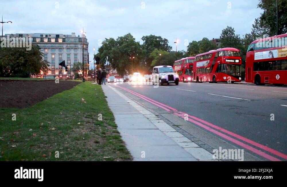 English buses Stock Videos & Footage - HD and 4K Video Clips - Alamy
