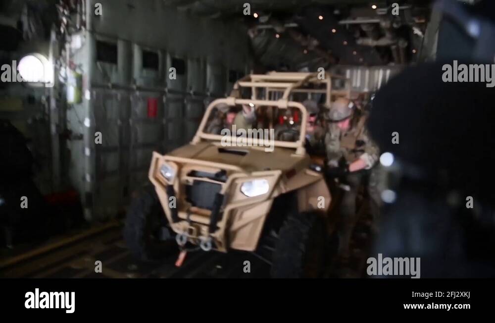 Military vehicle being unload from Bell Boeing V-22 Osprey - 2018 Stock ...