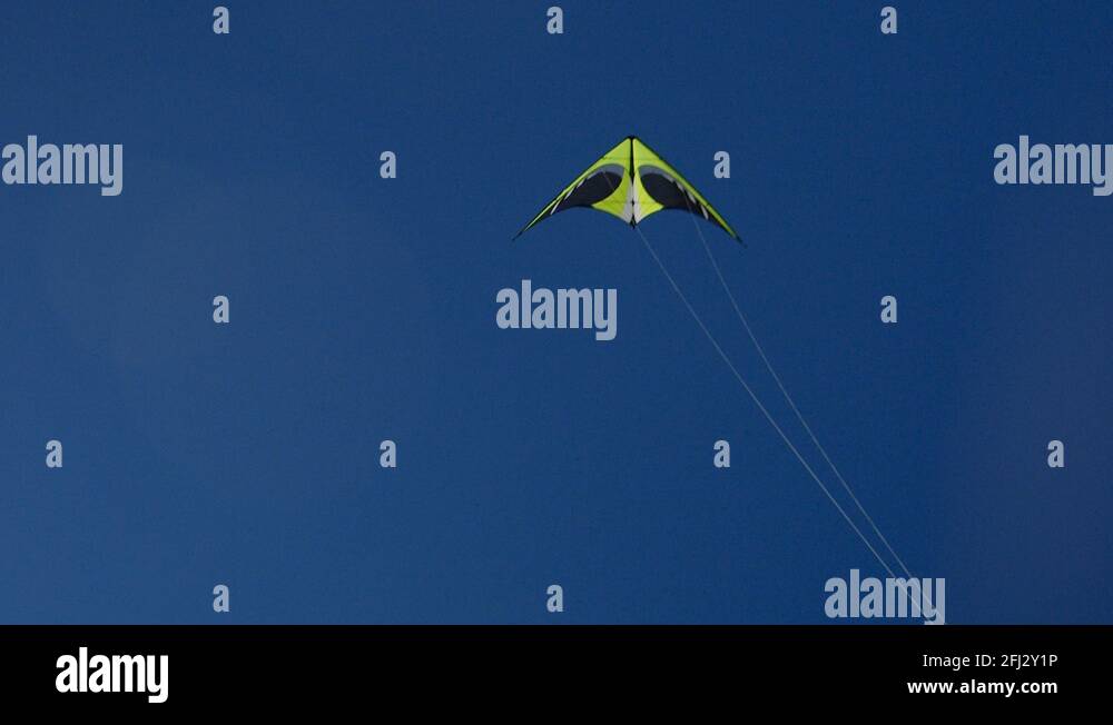 Flying kite stunt Stock Videos & Footage - HD and 4K Video Clips - Alamy