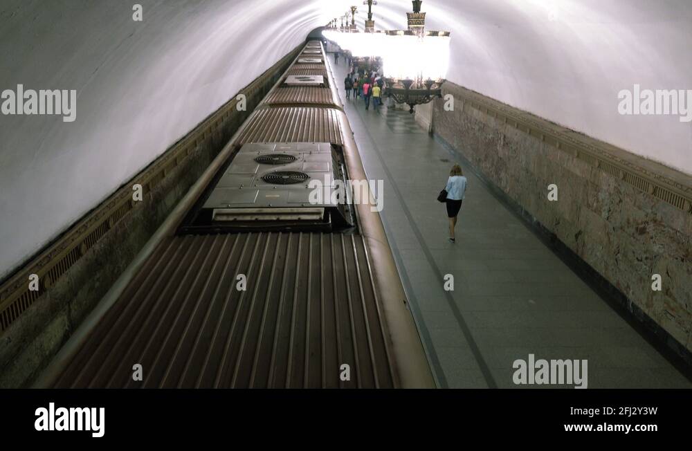 Underground metro transport Stock Videos & Footage - HD and 4K Video ...