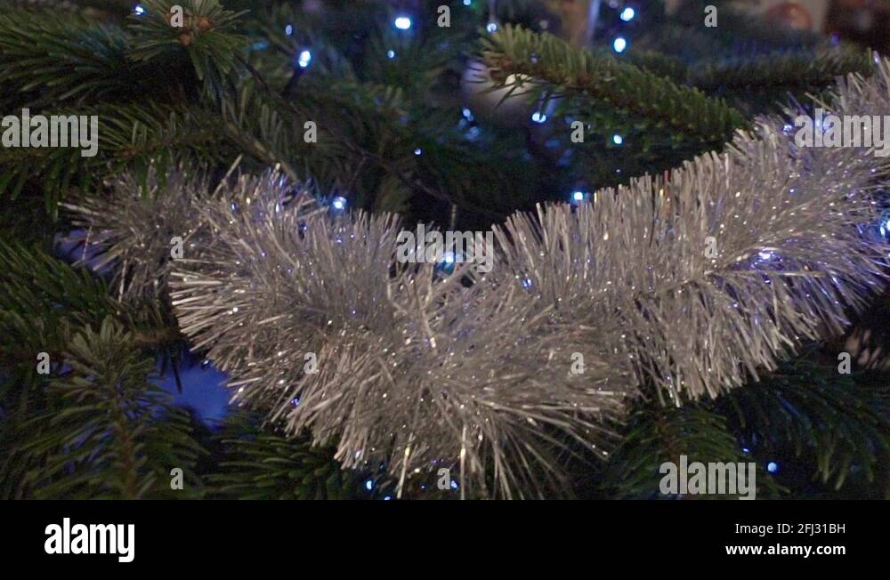 Tinsel chain Stock Videos & Footage - HD and 4K Video Clips - Alamy