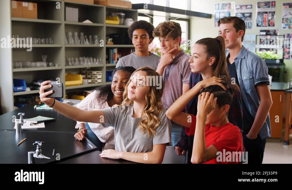 Biology classroom Stock Videos & Footage - HD and 4K Video Clips - Alamy
