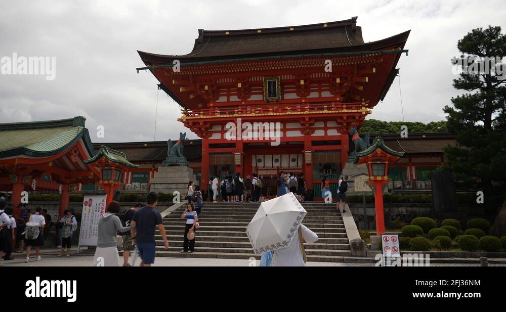 Busy temple Stock Videos & Footage - HD and 4K Video Clips - Alamy