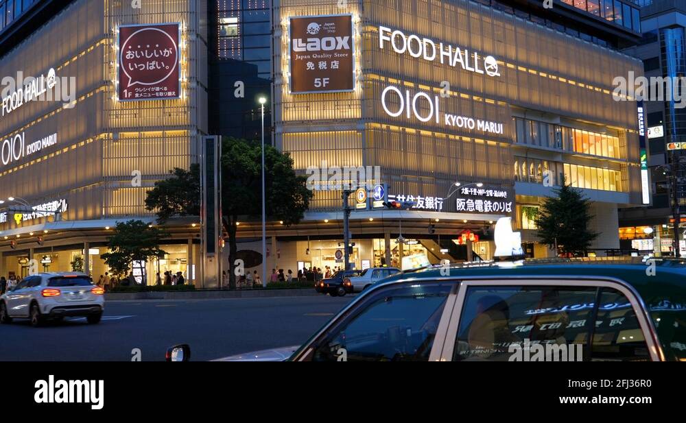 Busy food hall Stock Videos & Footage - HD and 4K Video Clips - Alamy