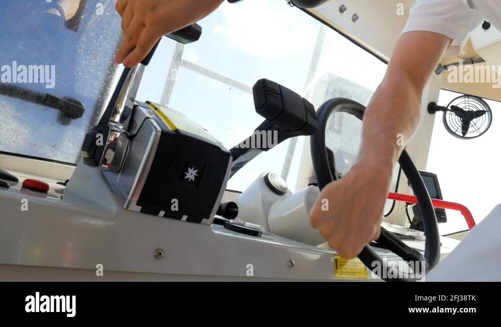 Ships compass cabin Stock Videos & Footage - HD and 4K Video Clips - Alamy