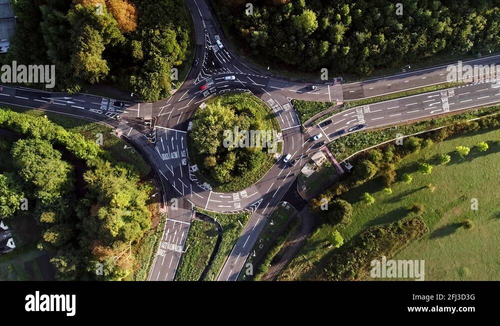 Clockwise roundabout Stock Videos & Footage - HD and 4K Video Clips - Alamy
