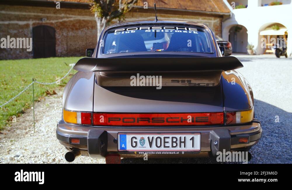 Retro porsche Stock Videos & Footage - HD and 4K Video Clips - Alamy