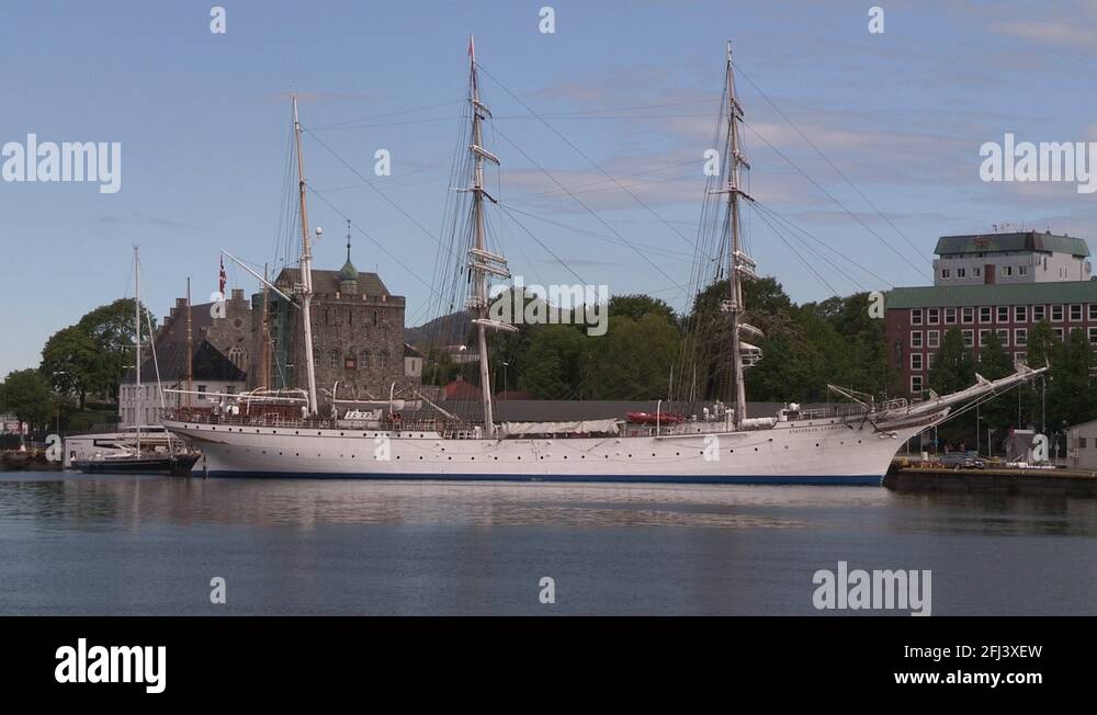 Sail ship harbour Stock Videos & Footage - HD and 4K Video Clips - Alamy