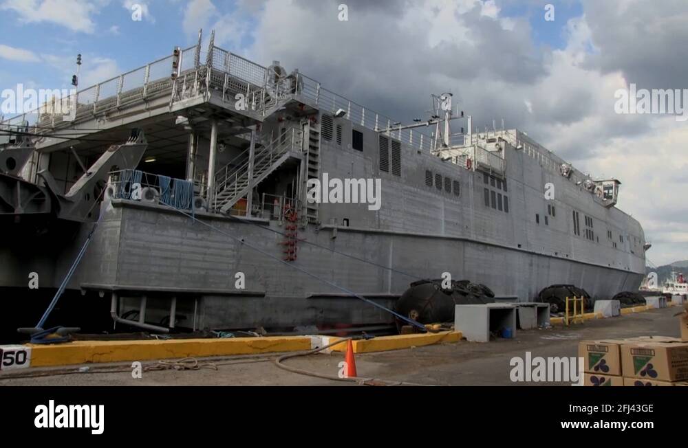 SNS MILLINOCKET (T-EPF-3) arrive at Subic Bay, Philippines - 2016 Stock ...