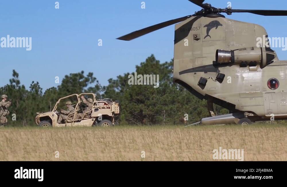 Air to air mission Stock Videos & Footage - HD and 4K Video Clips - Alamy