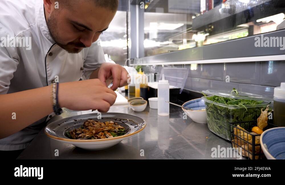 Chief restaurant Stock Videos & Footage - HD and 4K Video Clips - Alamy