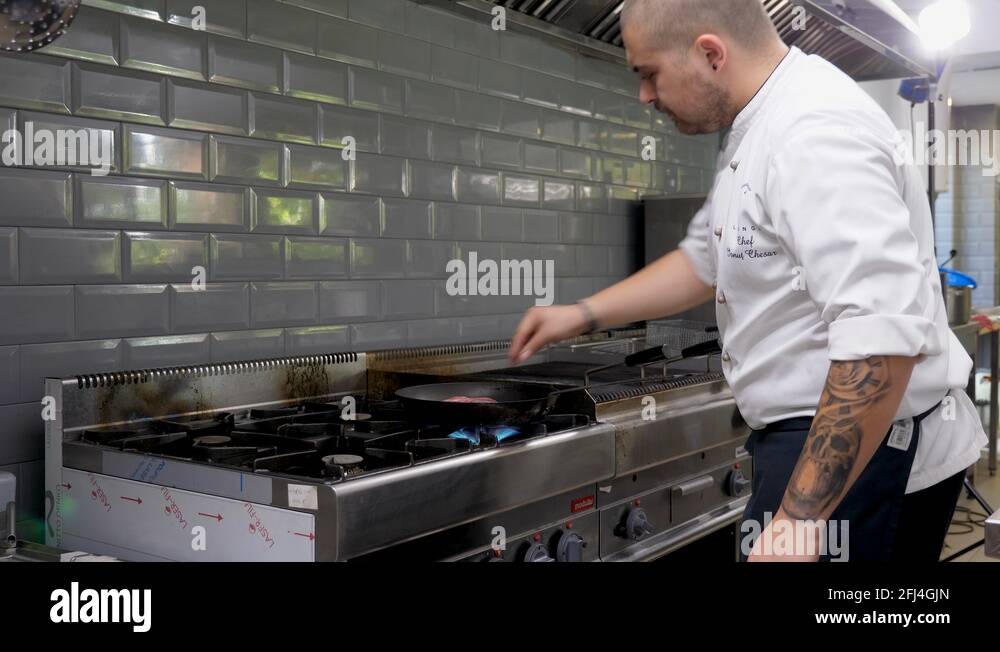 Frying pan frying food on a gas stove Stock Videos & Footage - HD and ...