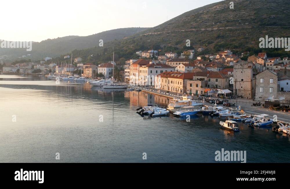 Island vis Stock Videos & Footage - HD and 4K Video Clips - Alamy