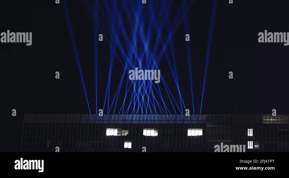 Roof top of building Stock Videos & Footage - HD and 4K Video Clips - Alamy