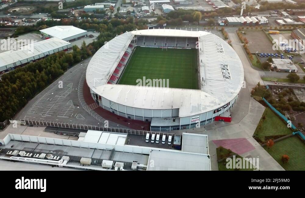 Rugby league stadium Stock Videos & Footage - HD and 4K Video Clips - Alamy